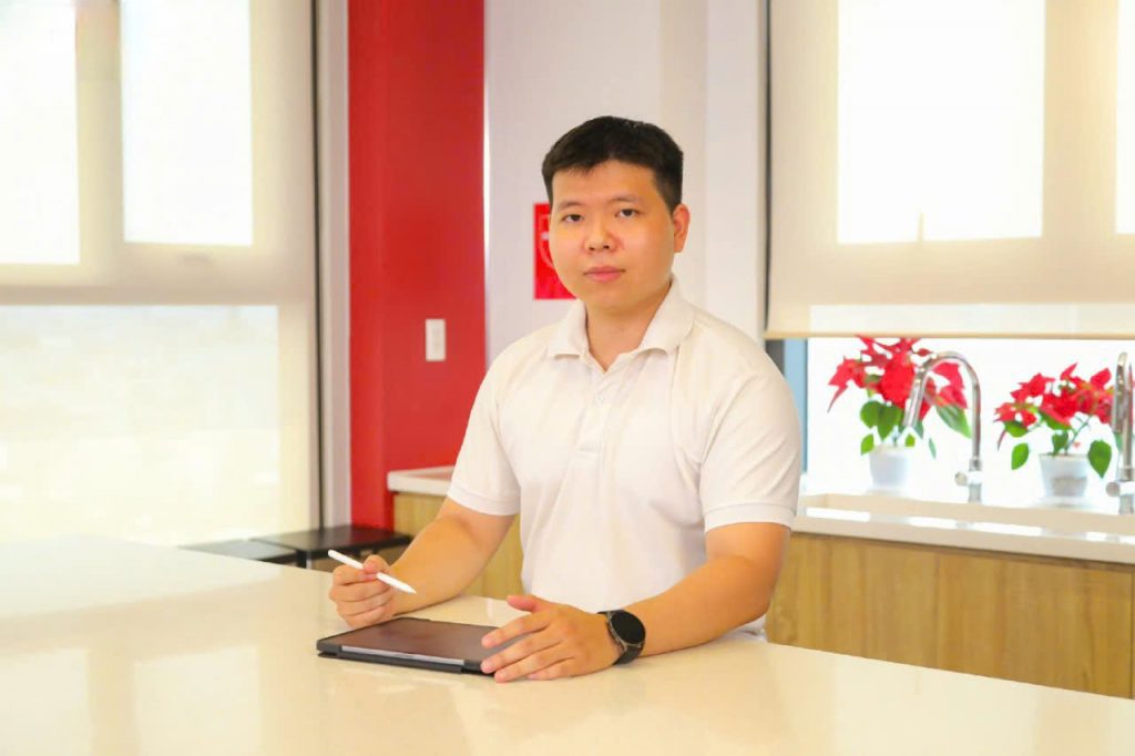 Founder - Mind Vivo AI chatbot